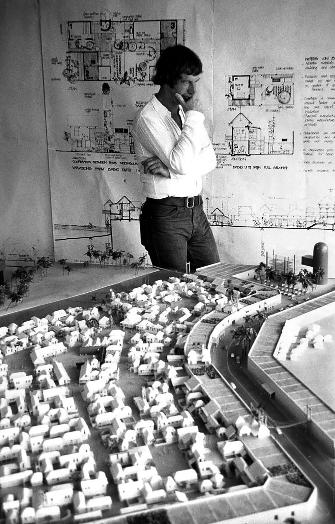 2004 Gold Medal: Ian Athfield